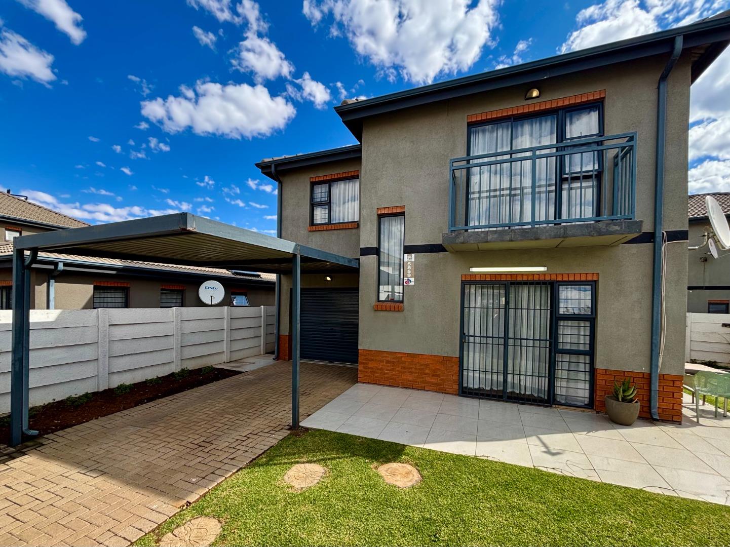 4 Bedroom House for sale in Leopard's Rest Security Estate - Leopard ...