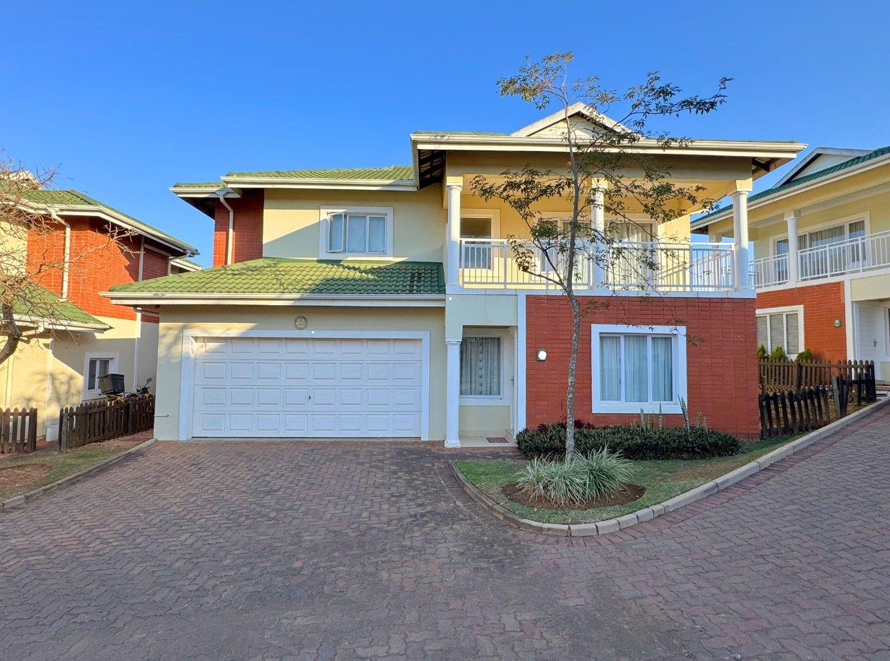 3 Bedroom House for sale in Mount Edgecombe - P24-116118033