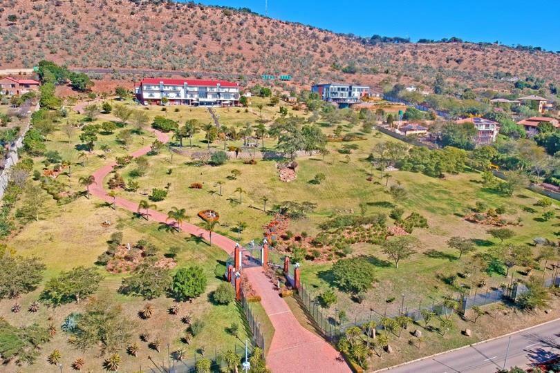 5 Bedroom House for sale in Poortview - 94 Totius - P24-116136803