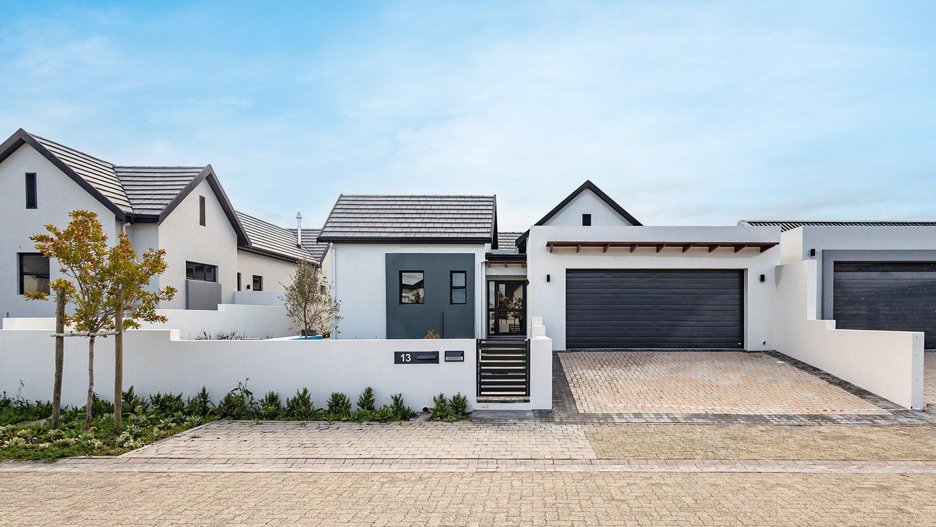 Longlands Estate Property : Property and houses for sale in Longlands ...