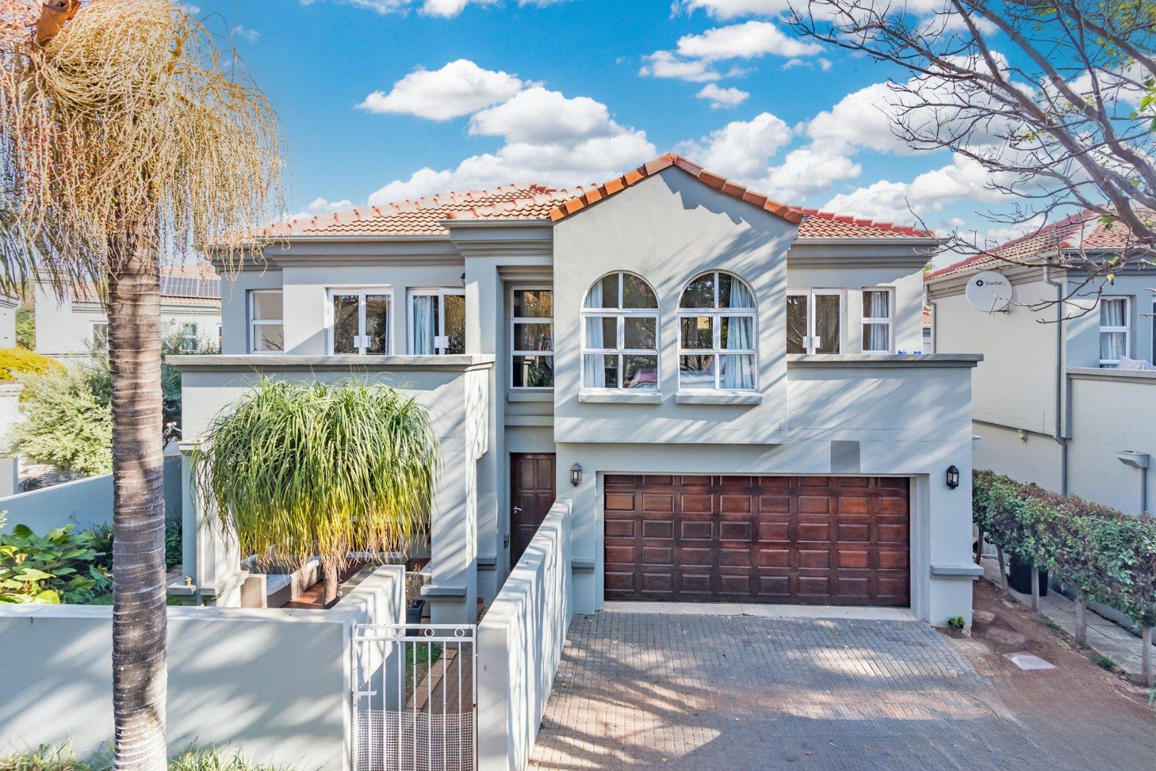 4 Bedroom Townhouse for sale in Eagle Canyon Golf Estate - La Bellucia ...