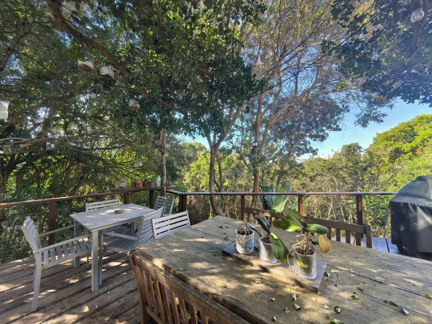 3 Bedroom House for sale in Wavecrest - P24-116165615