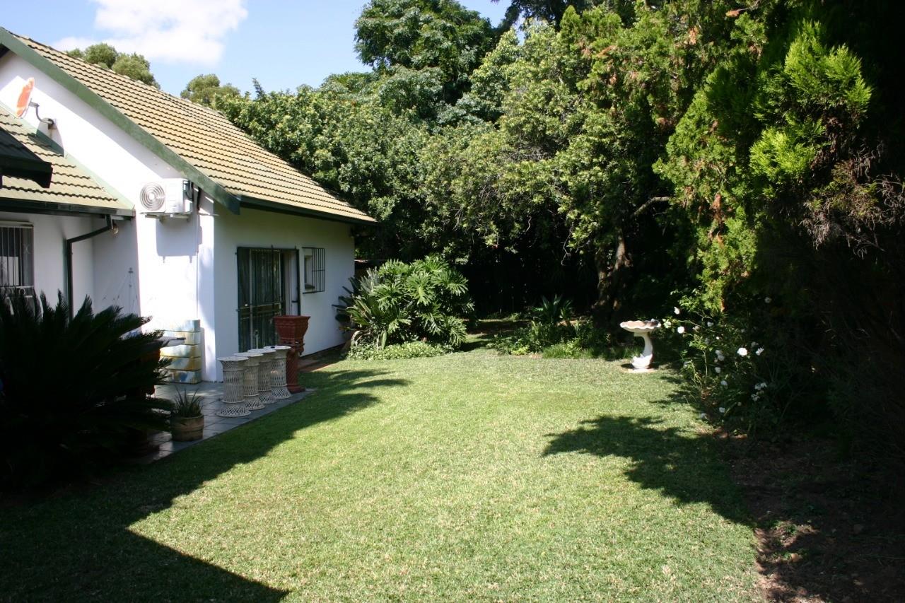 4 Bedroom House for sale in Garsfontein - P24-116167902