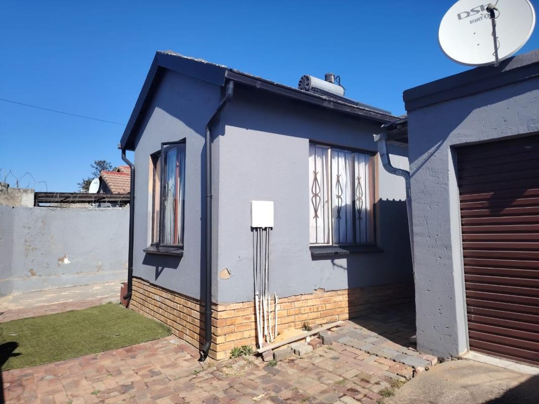 3 Bedroom House for sale in Bramley View - P24-116169244