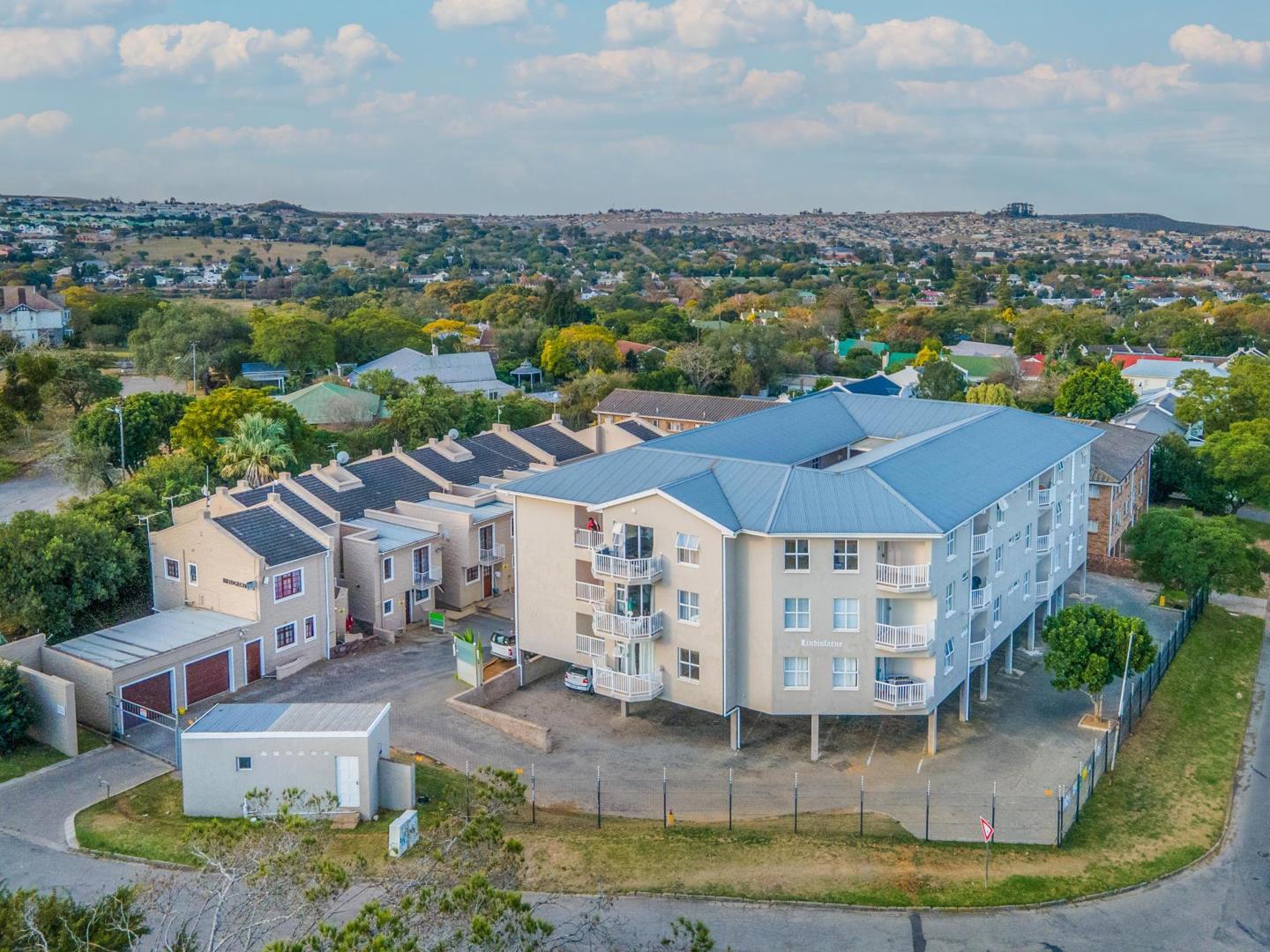 2 Bedroom Apartment / flat for sale in Grahamstown Central - P24-116184297
