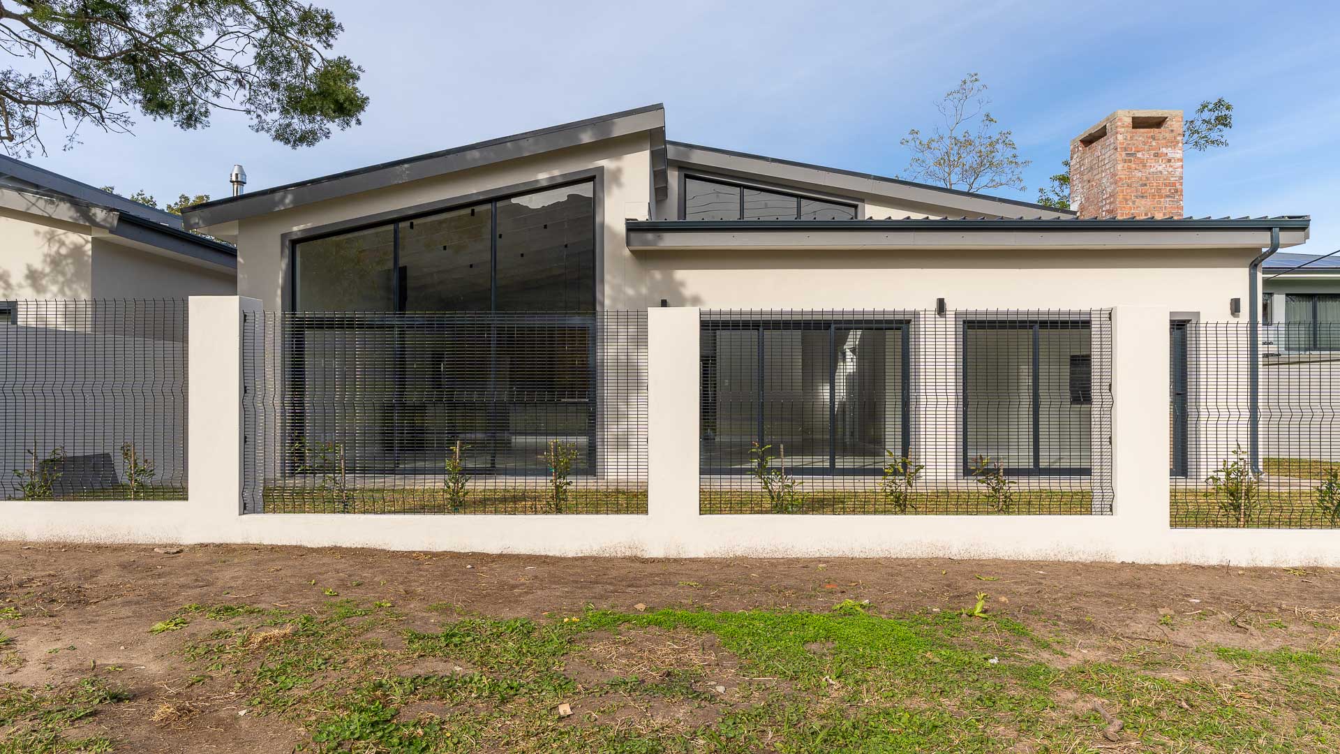 3 Bedroom House for sale in Heatherlands - P24-116198912