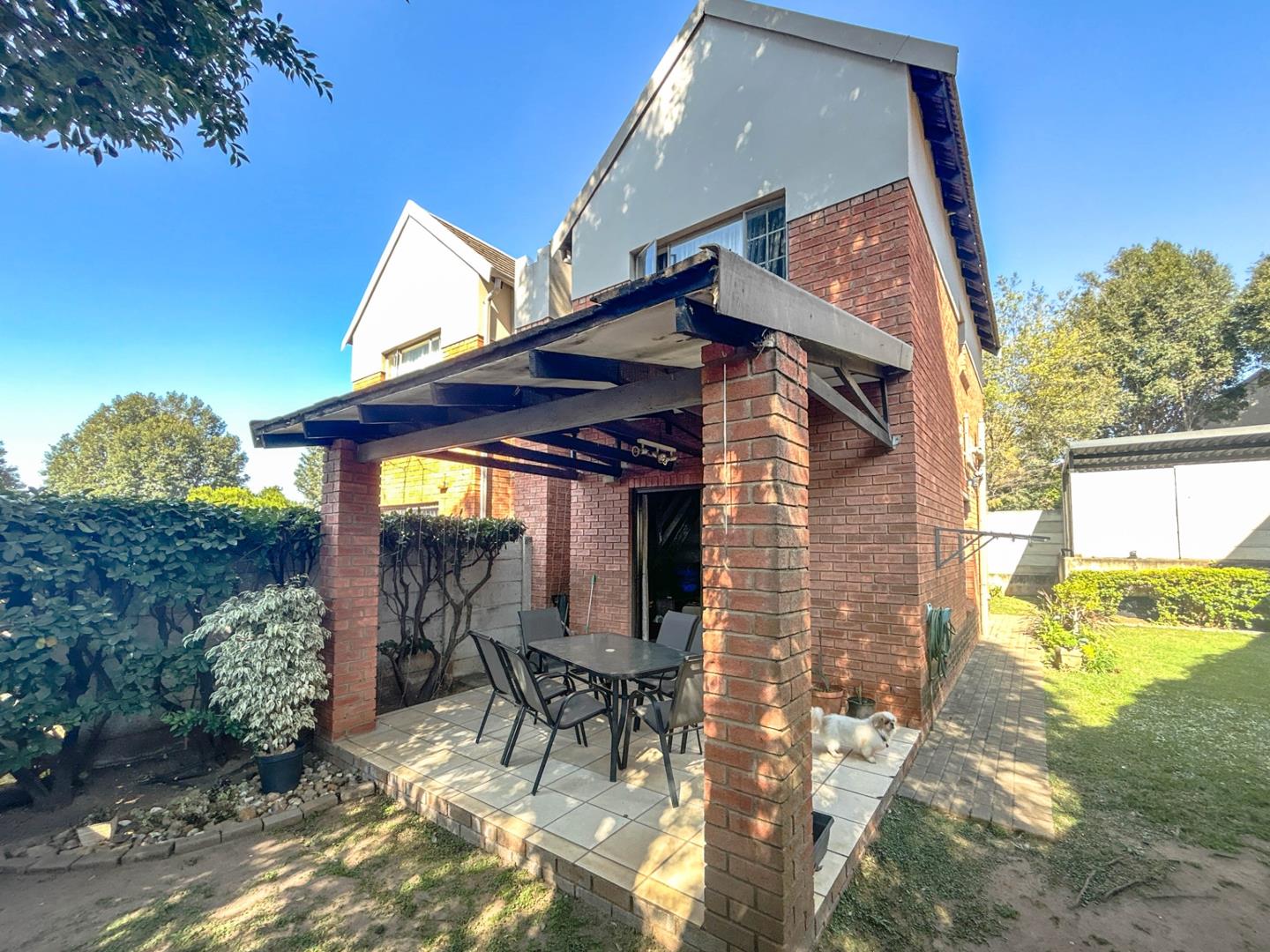 2 Bedroom House for sale in North Riding - 179 Blandford Road Road ...