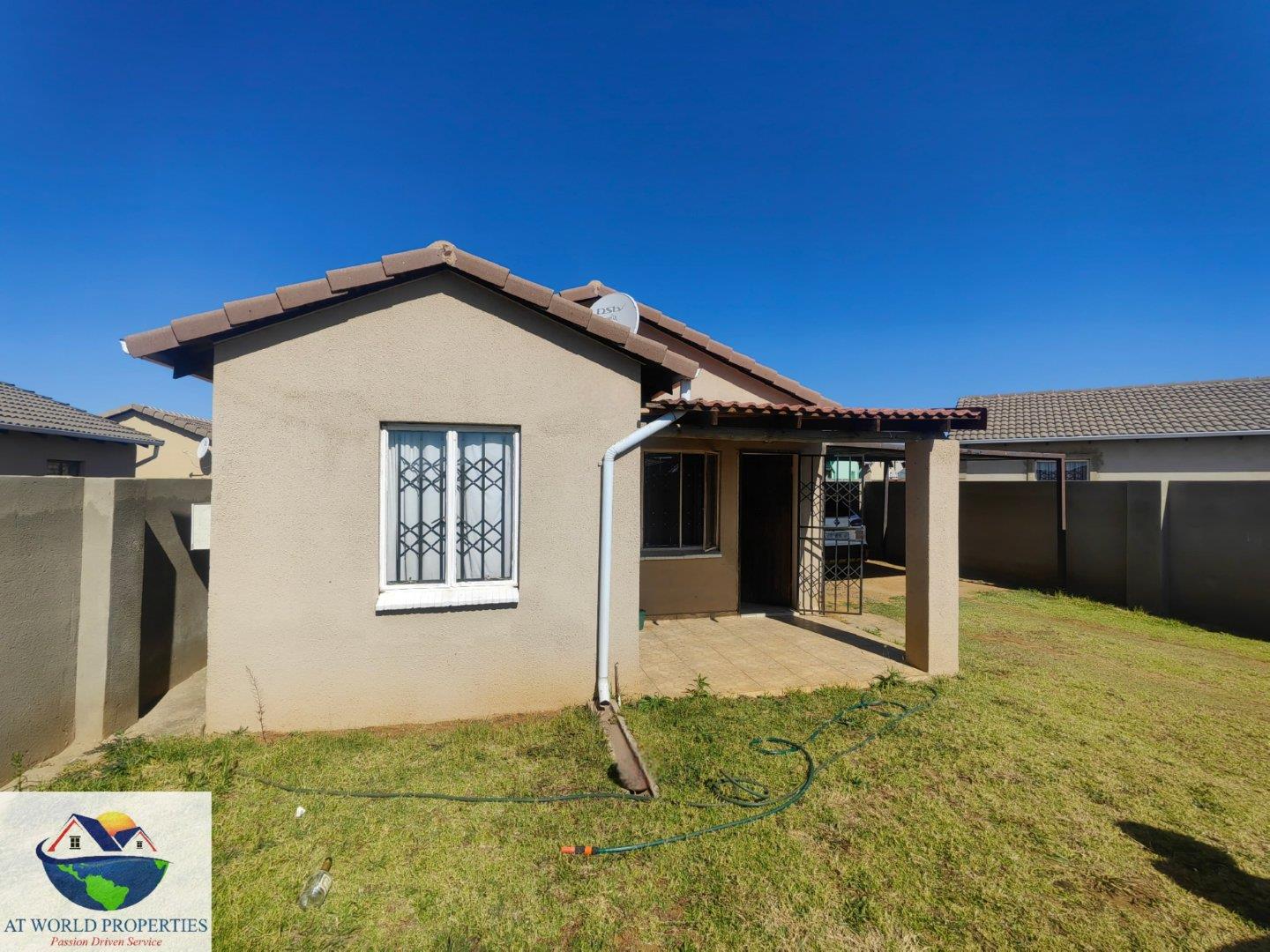 3 Bedroom House for sale in Windmill Park - P24-116199204