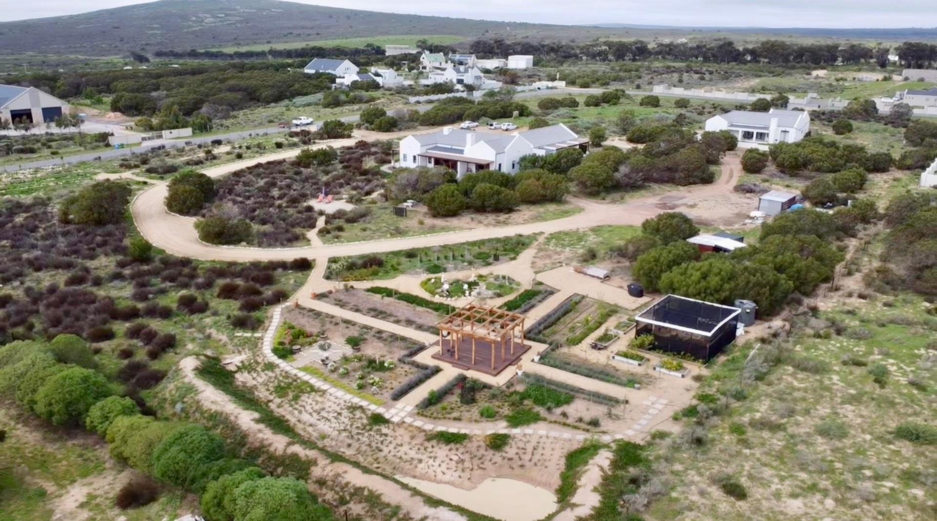 9 Bedroom House for sale in Long Acres Country Estate - 2 Loop Road ...