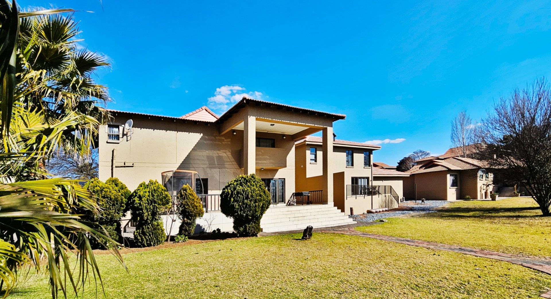 4 Bedroom House for sale in Risiville - Ku Bali, 178 Blackwood Street ...