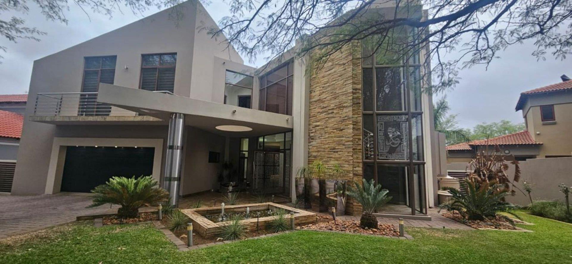 4 Bedroom House for sale in Cycad Estate - Res/ Est/ 32 Lanatus Street ...