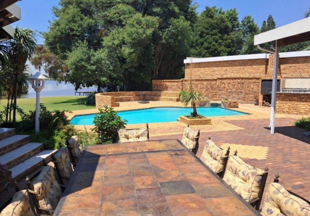 3 Bedroom House for sale in Dalpark - P24-116210957