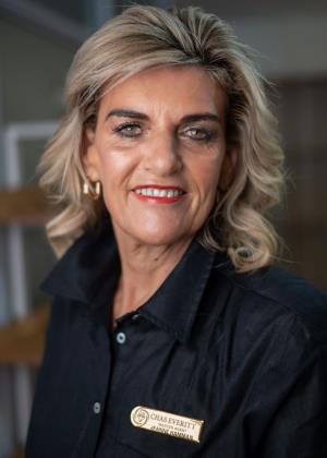 Agent profile for Jeanne Hamman