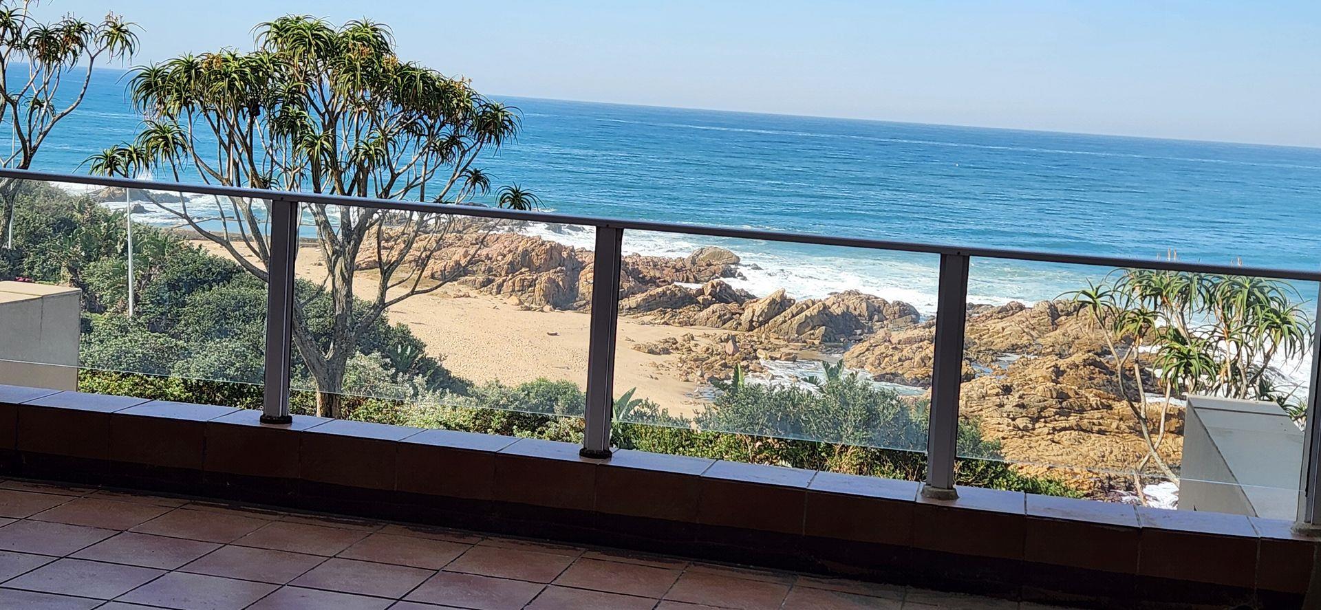 2 Bedroom Apartment / flat for sale in Lawrence Rocks - P24-116225901