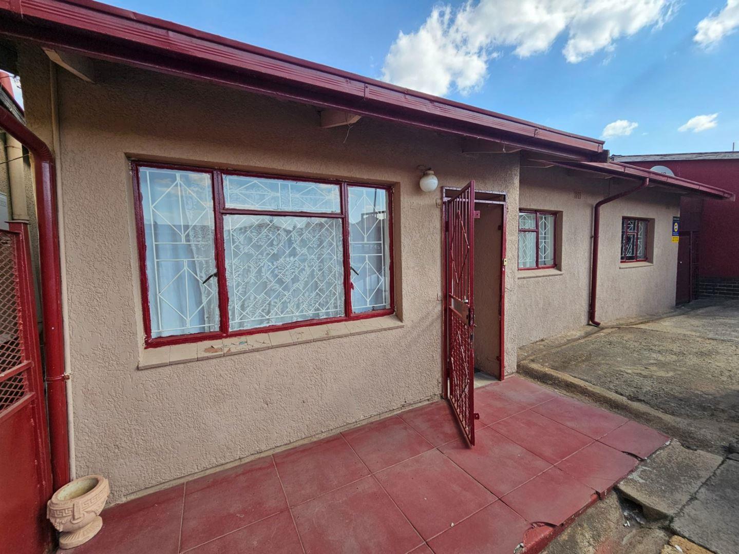 3 Bedroom House for sale in Shalimar Ridge - P24-116233516