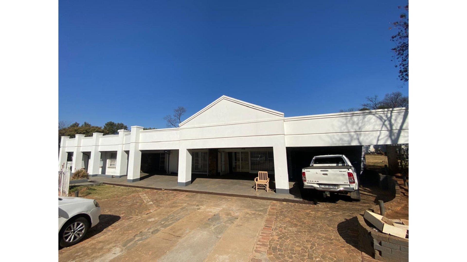 Meredale Property : Commercial property to rent in Meredale ...