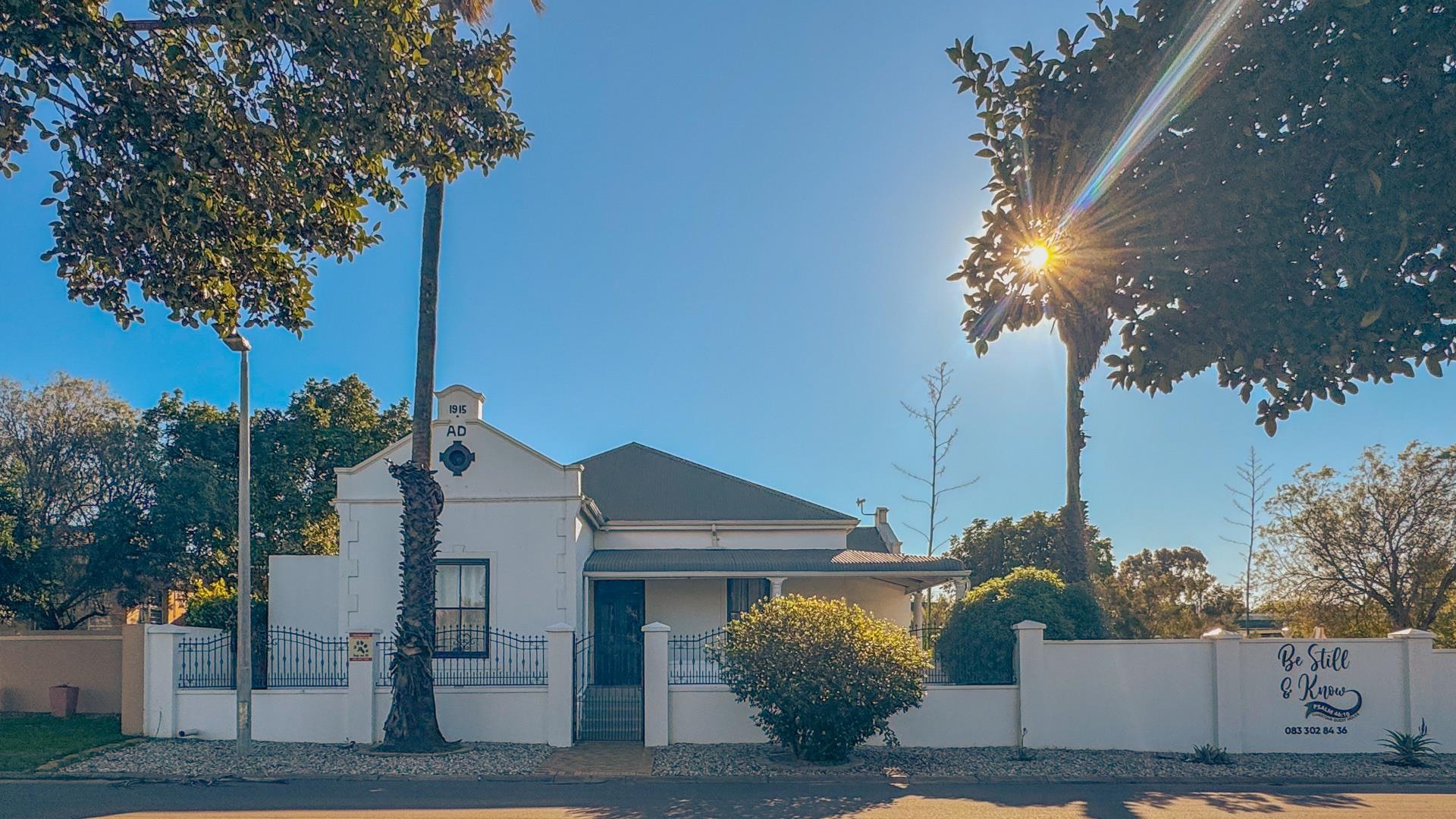 4 Bedroom House for sale in Darling - 2 Prospect Street - P24-116245928