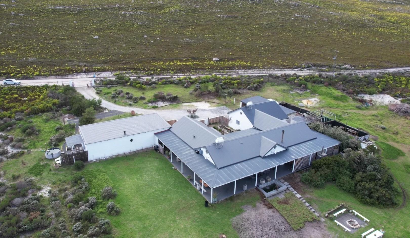 5 Bedroom House for sale in Pringle Bay - P24-115984572