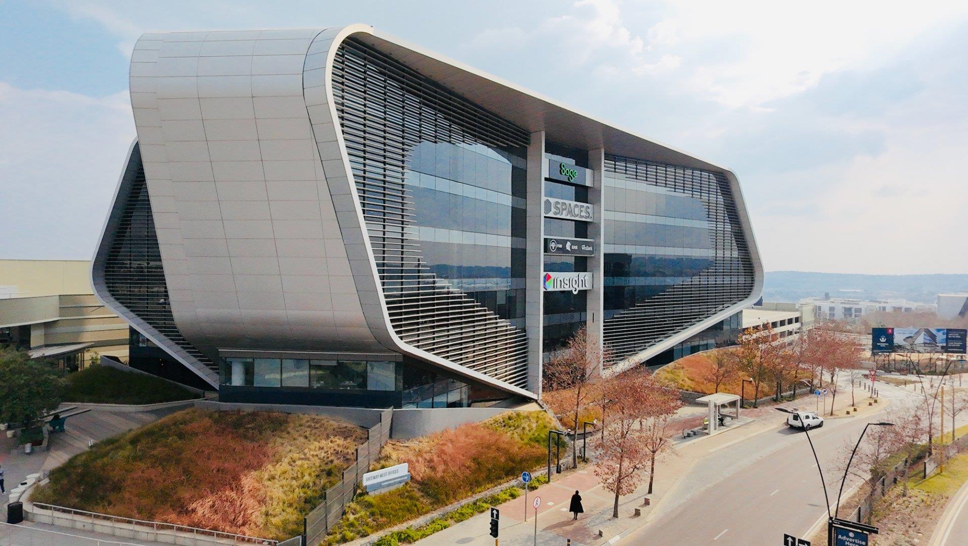 Commercial property to rent in Waterfall - P24-116263731