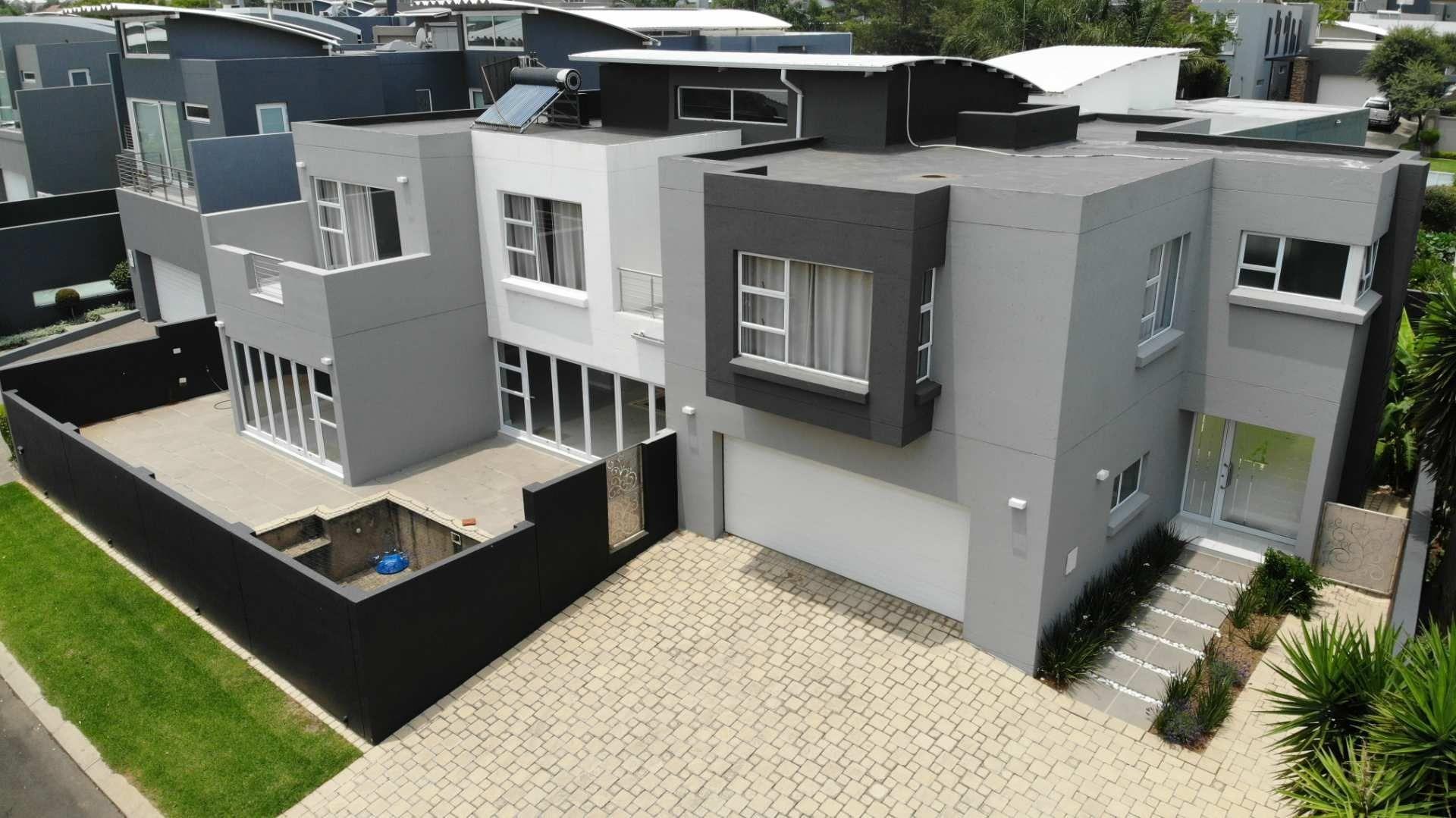 5 Bedroom House for sale in Greenstone Hill - Thorn Valley Estate, 932 ...