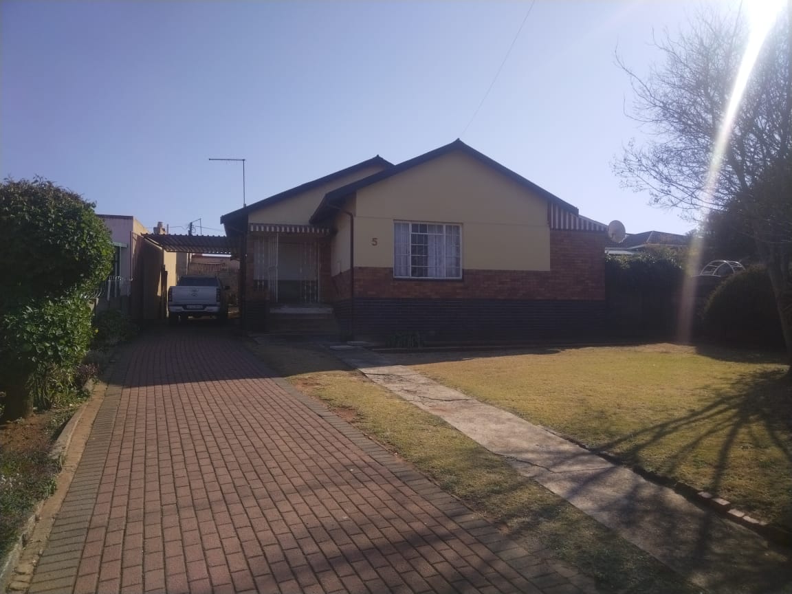 3 Bedroom House for sale in Gerdview - P24-116278378