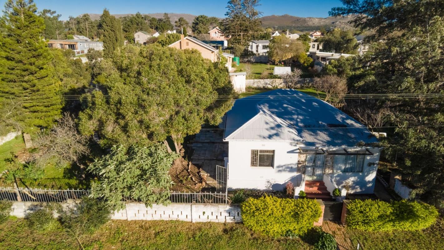 3 Bedroom House for sale in Bot River - 17 3rd Avenue - P24-116279298