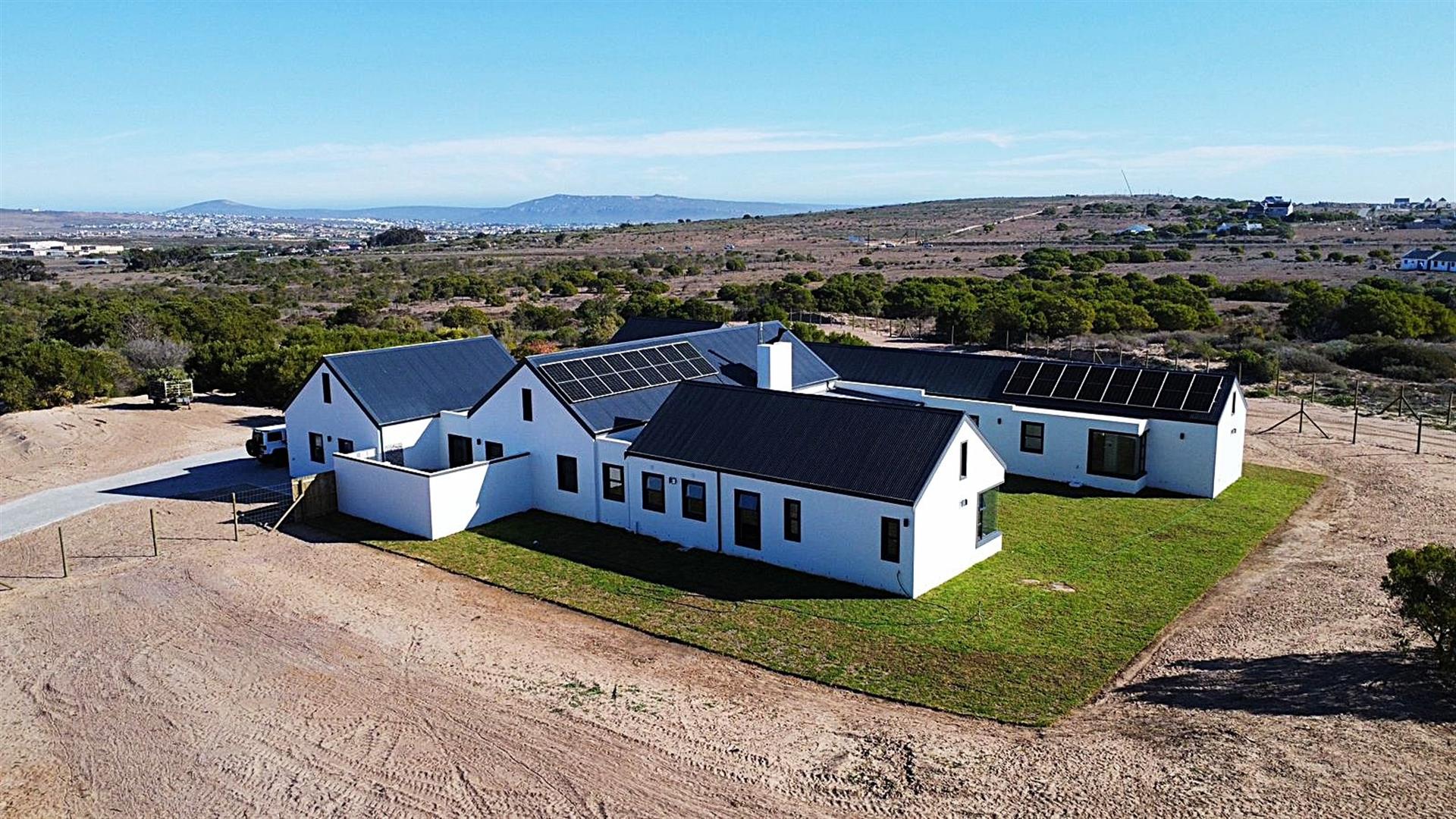 5 Bedroom House for sale in Long Acres Country Estate - 15 Loop Street ...