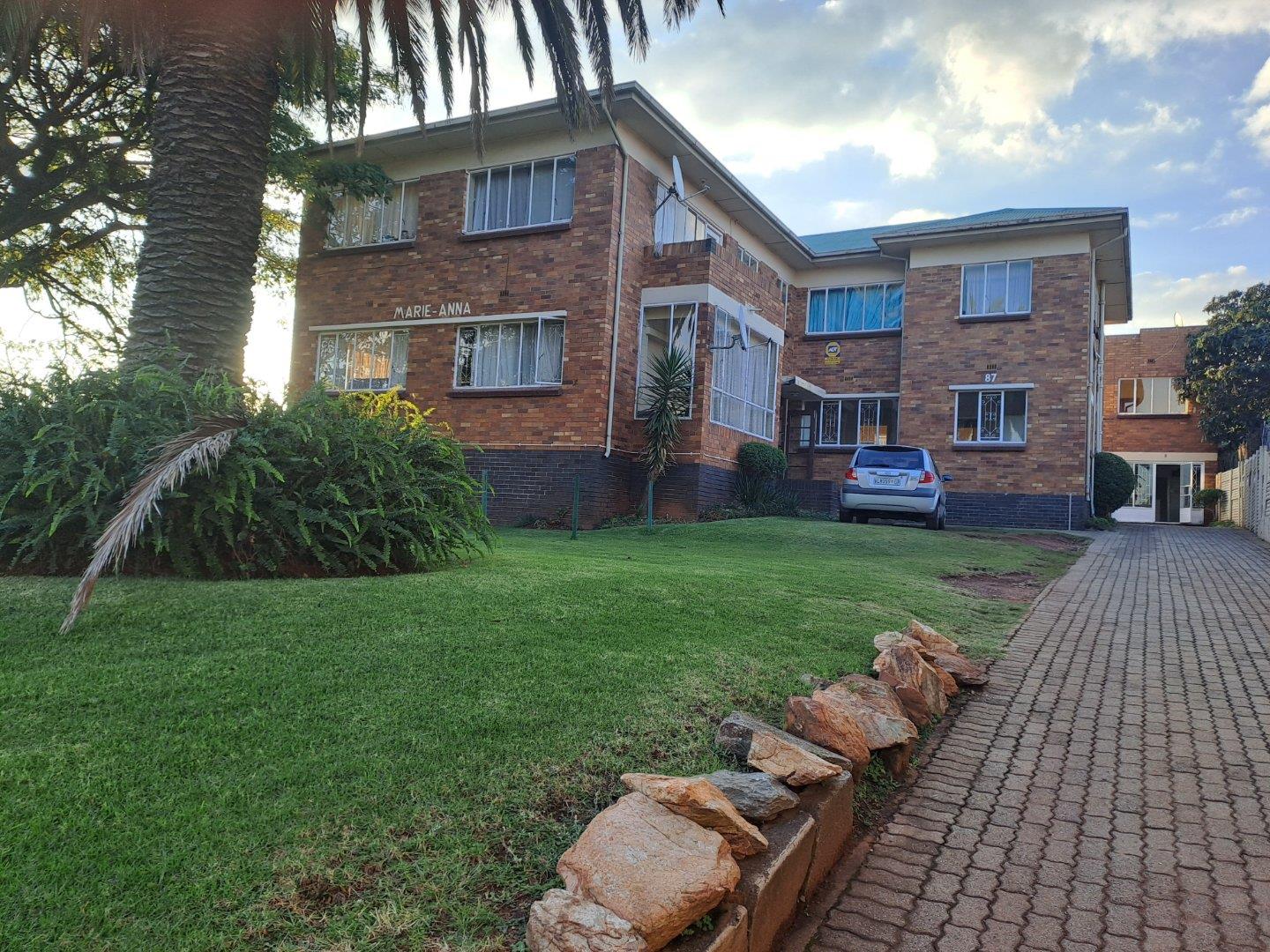 2 Bedroom Apartment / flat to rent in Florida - 3 Marie Anna, 87 ...