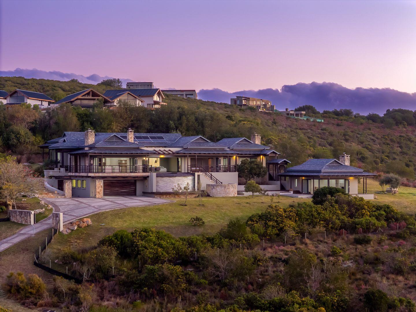 4 Bedroom House for sale in Pezula Private Estate - E69 Leopard Drive - P24-116284816