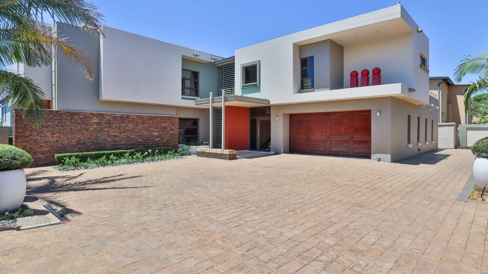 4 Bedroom House for sale in Montana Tuine - 1524 Firefinch - P24-116285314