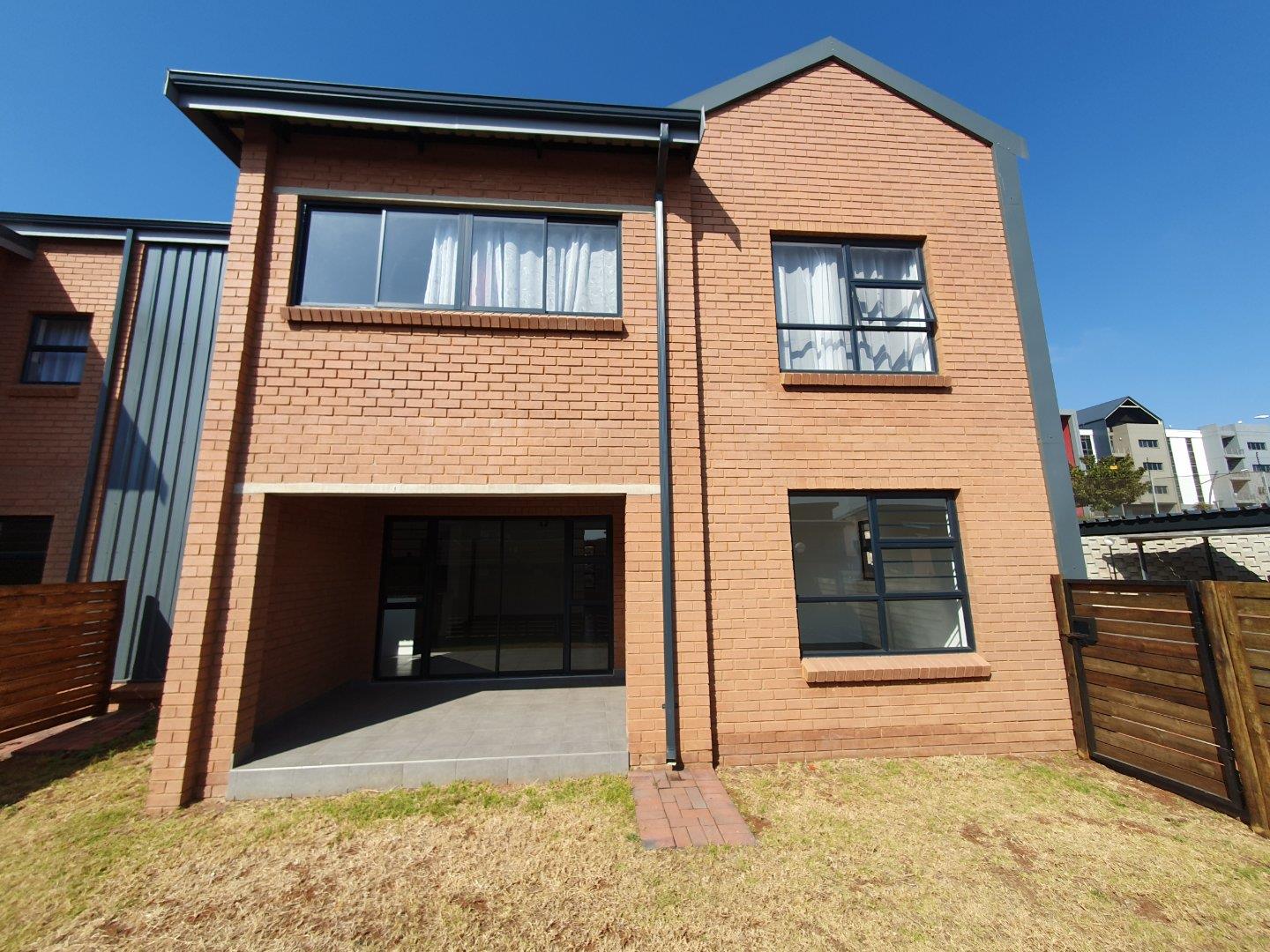 3 Bedroom Apartment / flat to rent in Highveld - P24-116298432