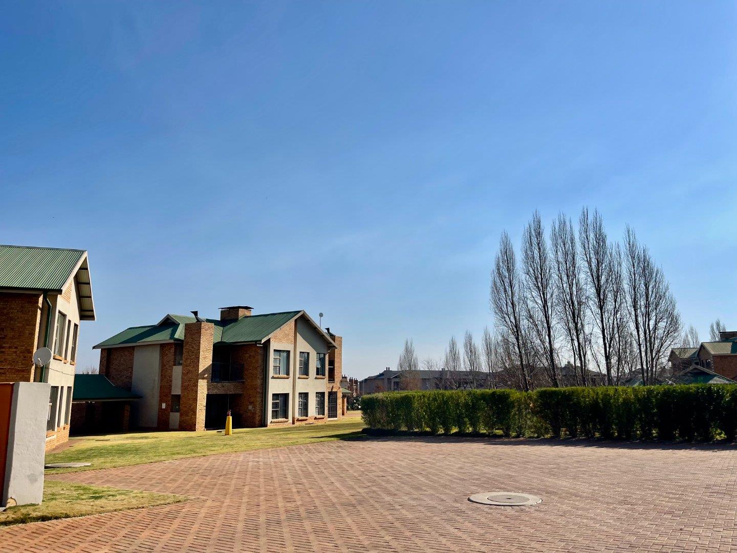 2 Bedroom Apartment / flat for sale in Tuscany Ridge - Constantia ...