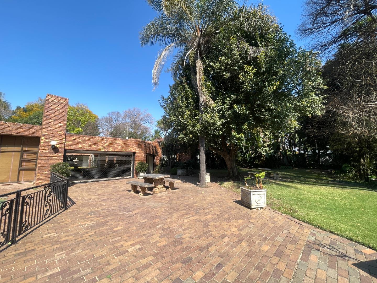5 Bedroom House for sale in Linksfield North - 22 Fairway Avenue - P24 ...