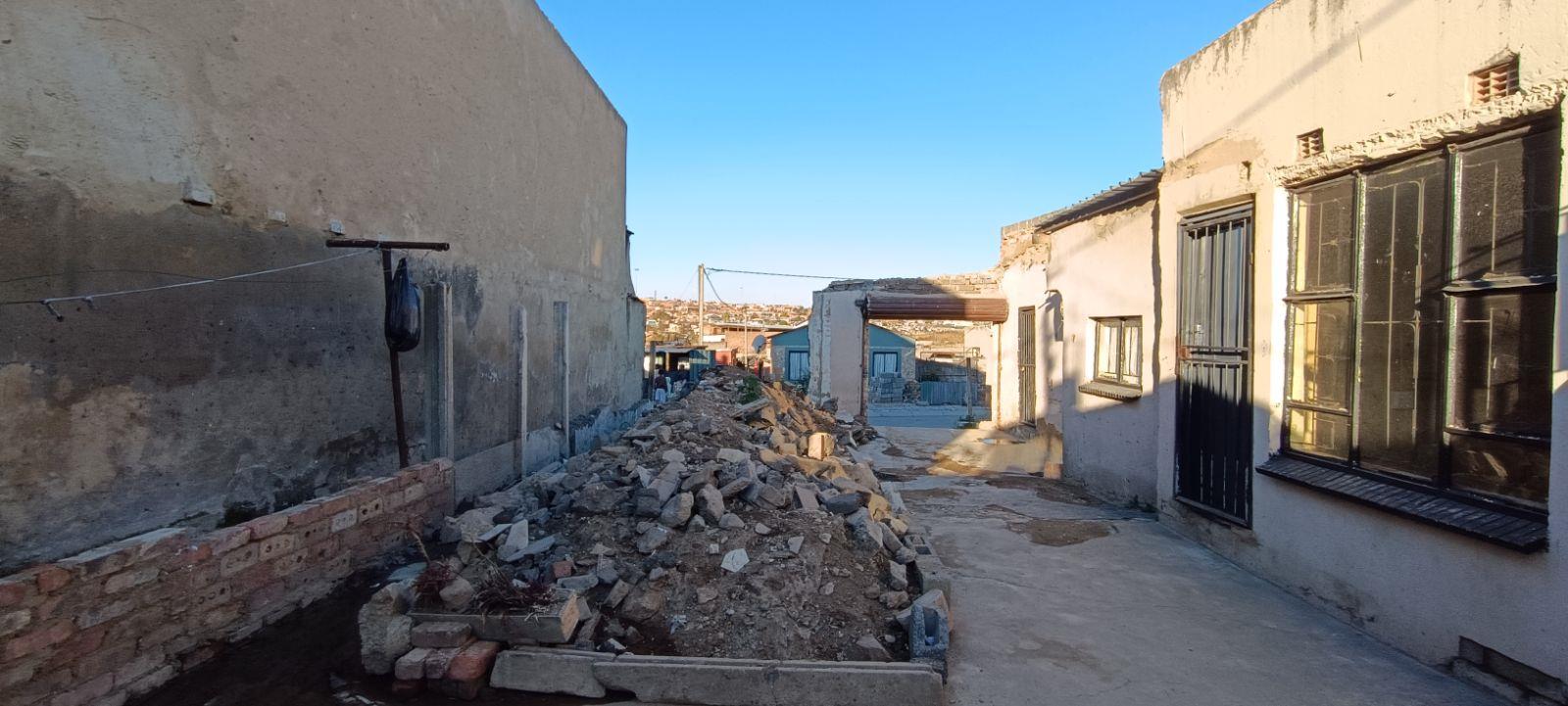 2 Bedroom House for sale in Ivory Park - P24-116318062