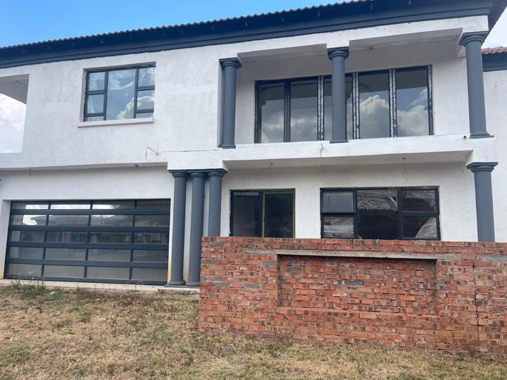 9 Bedroom House for sale in Theresapark - 1862 Thornbrook Golf Estate ...