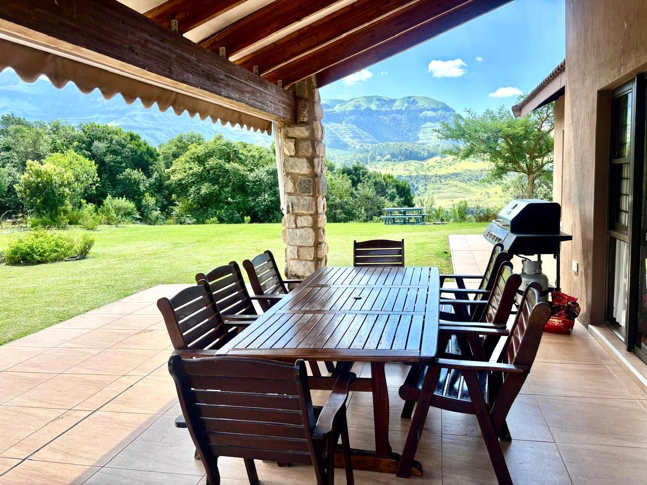 3 Bedroom House for sale in Winterton Rural - P24-116333635