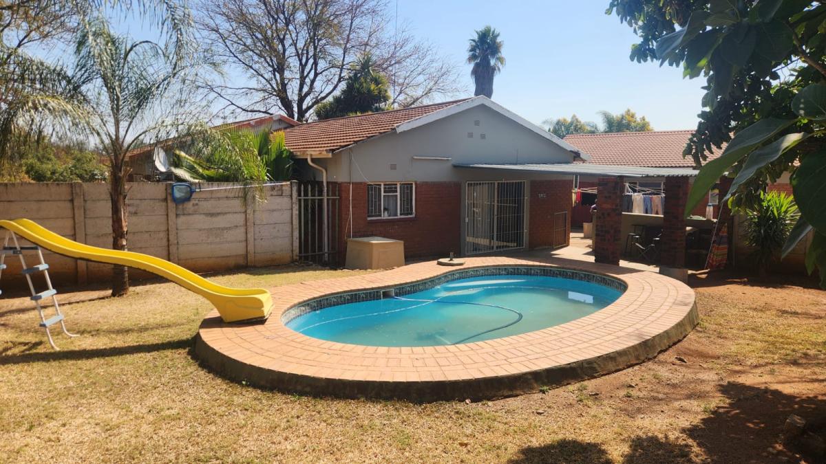 Property and houses for sale in Mooinooi : Mooinooi Property ...