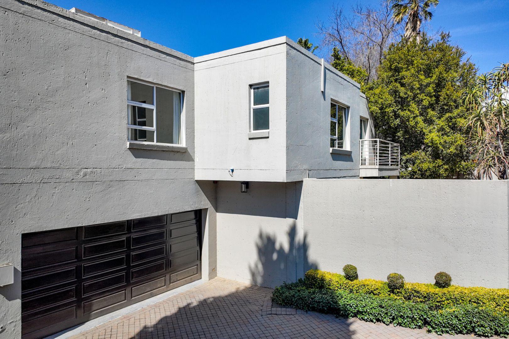 3 Bedroom Townhouse for sale in Sandown - 90000 Sandown Villas, 4 ...