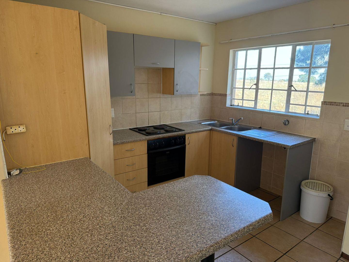 2 Bedroom House for sale in Reyno Ridge - P24-116585710