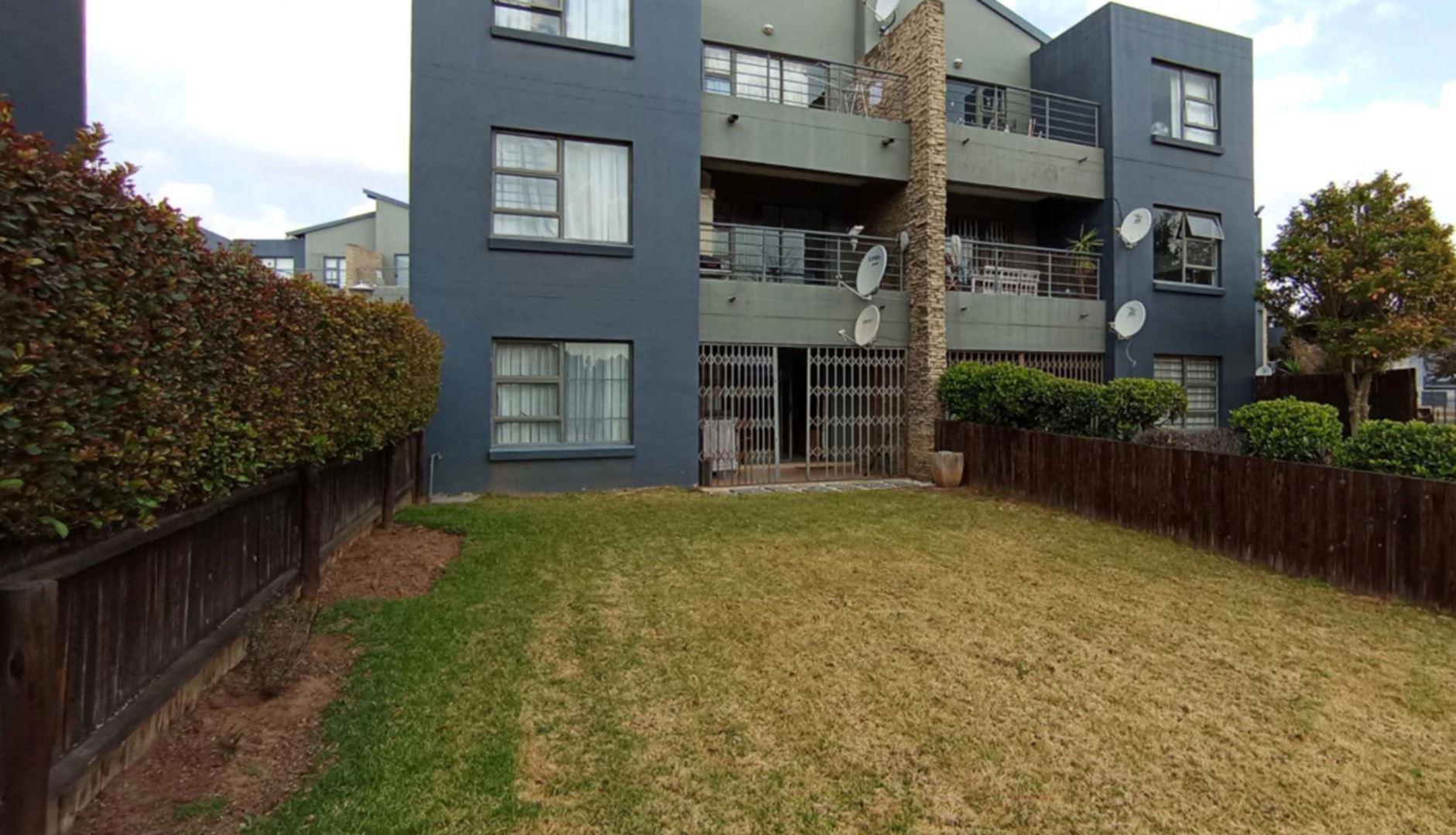 2 Bedroom Apartment / flat for sale in Greenstone Hill - P24-116363047