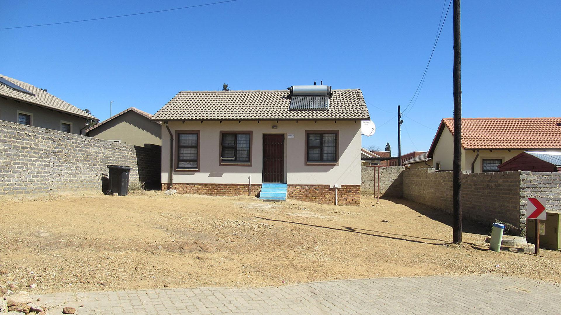 3 Bedroom House for sale in Kya Sands - P24-116318127