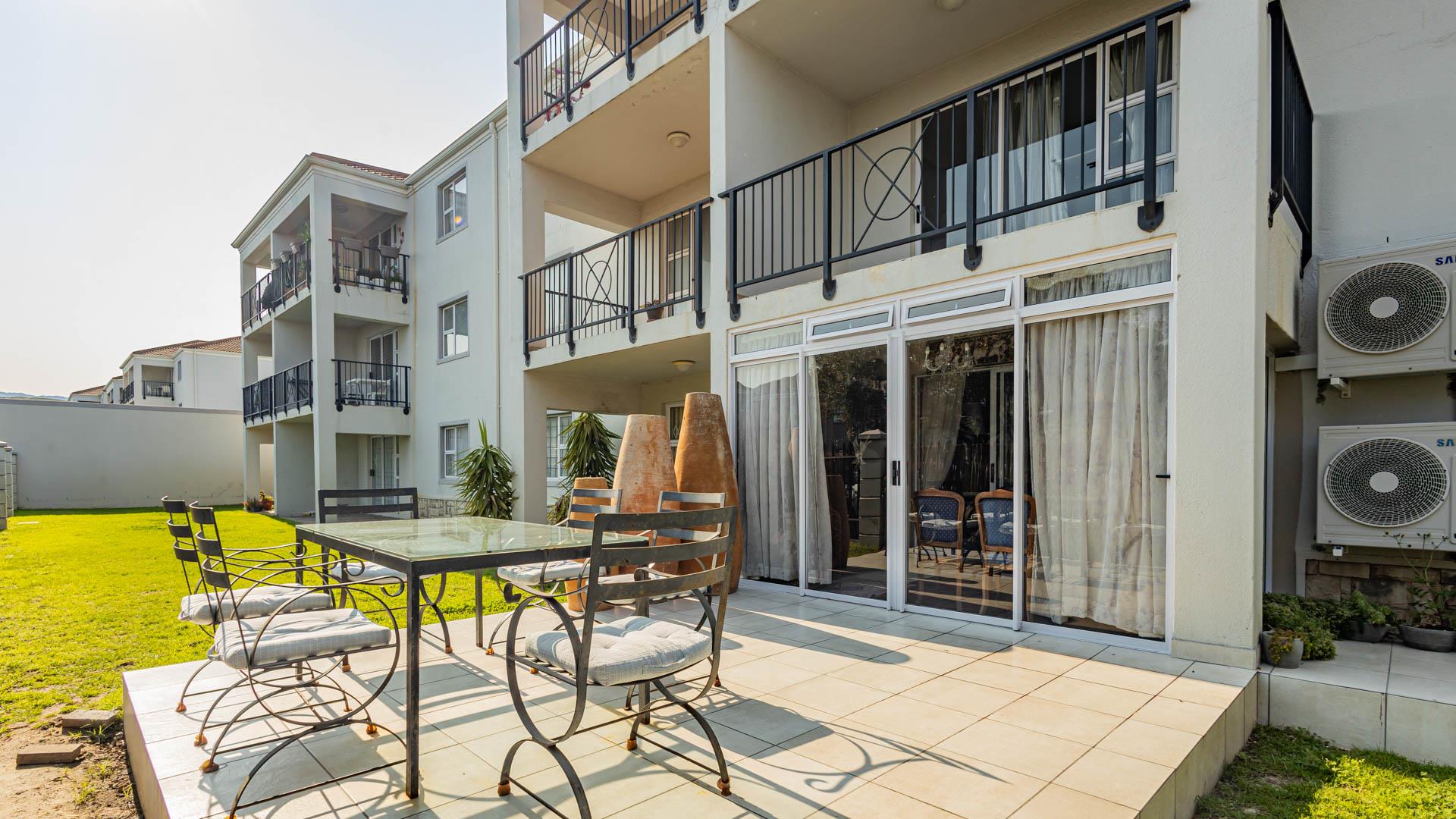 2 Bedroom Apartment / flat for sale in Heritage Park - 26 Derrick Drive ...