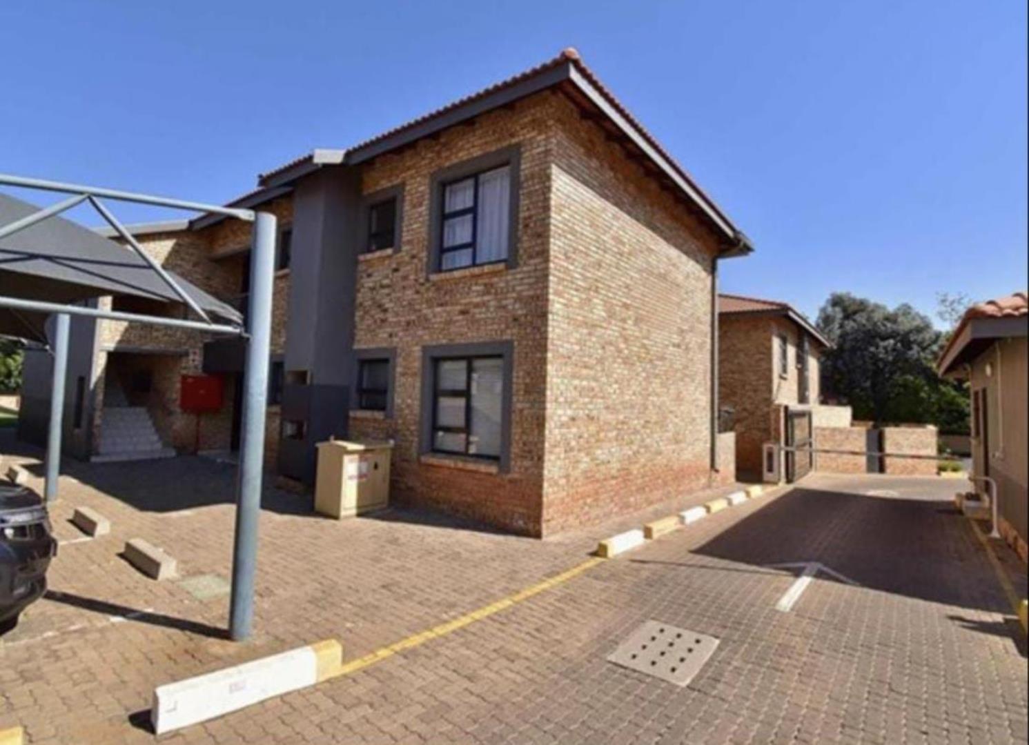 2 Bedroom Apartment / flat for sale in Rynfield AH - P24-116372246