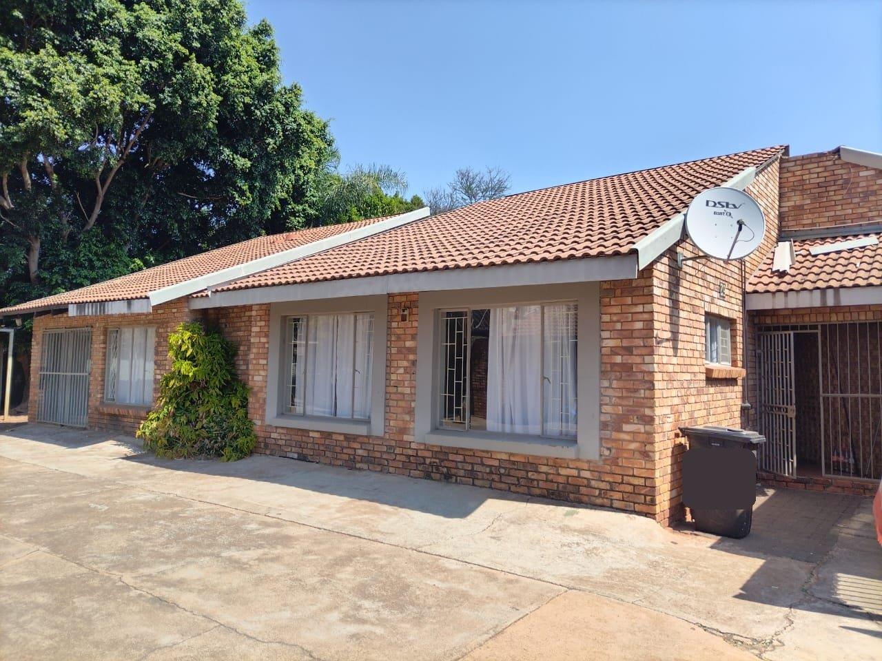 3 Bedroom House to rent in Clarina - P24-116376085