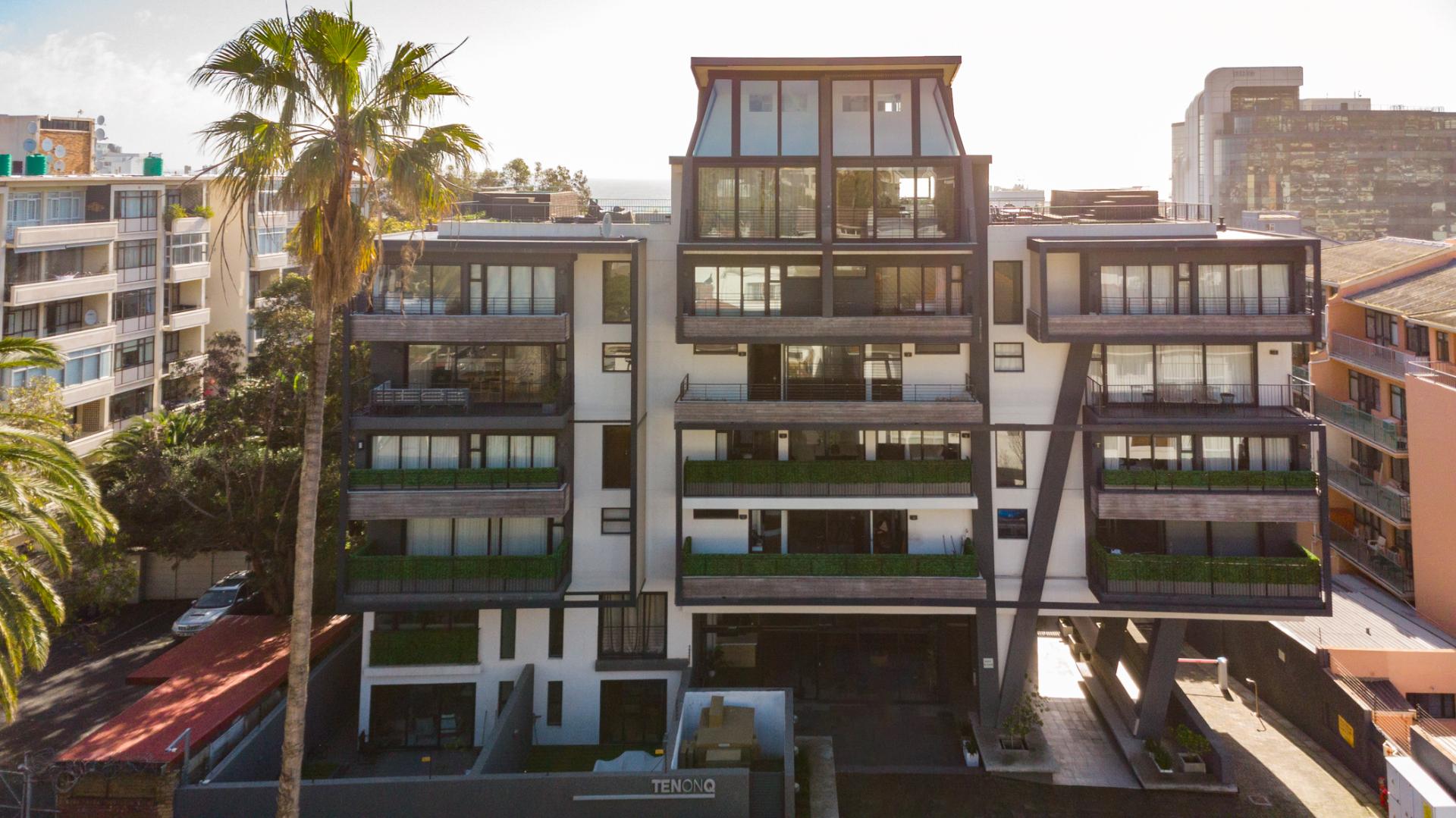 2 Bedroom Apartment / flat for sale in Sea Point - 10 Quendon Rd - P24 ...