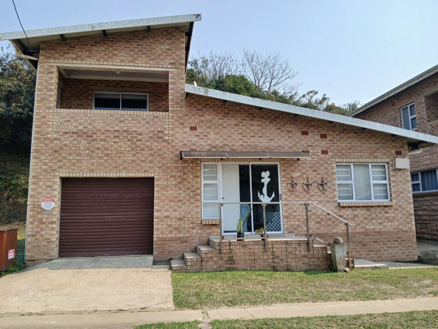 3 Bedroom Townhouse for sale in Ifafa Beach - P24-116378028