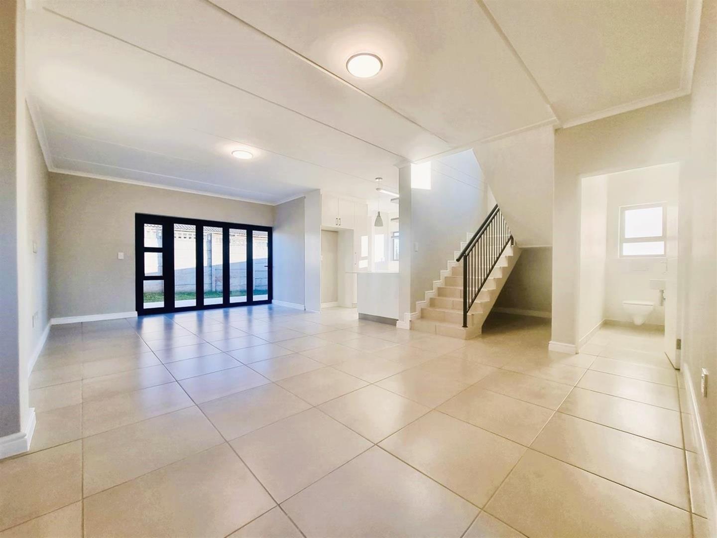 3 Bedroom Townhouse for sale in Langeberg Ridge - 2 Steenbok Road - P24 ...