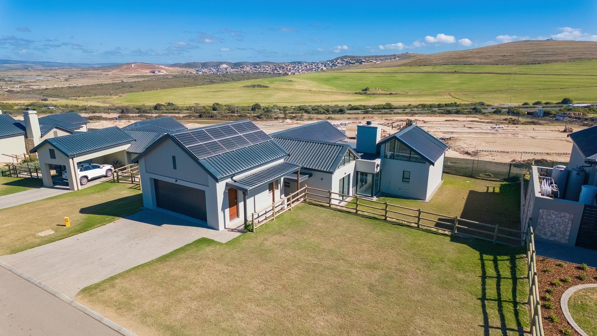 2 Bedroom House for sale in Hartland Lifestyle Estate - 37 Bitterbos ...