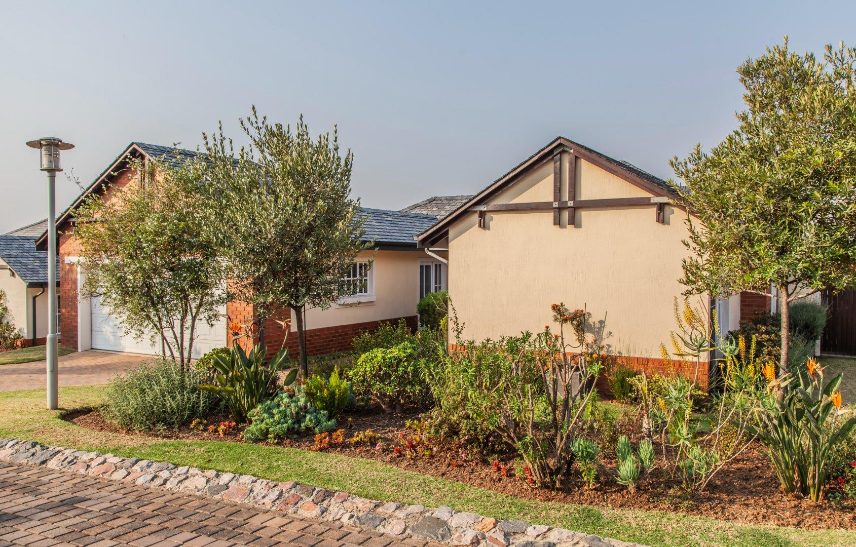 3 Bedroom House for sale in Waterfall Valley Mature Lifestyle Estate - 2168 Egret Drive - P24 ...