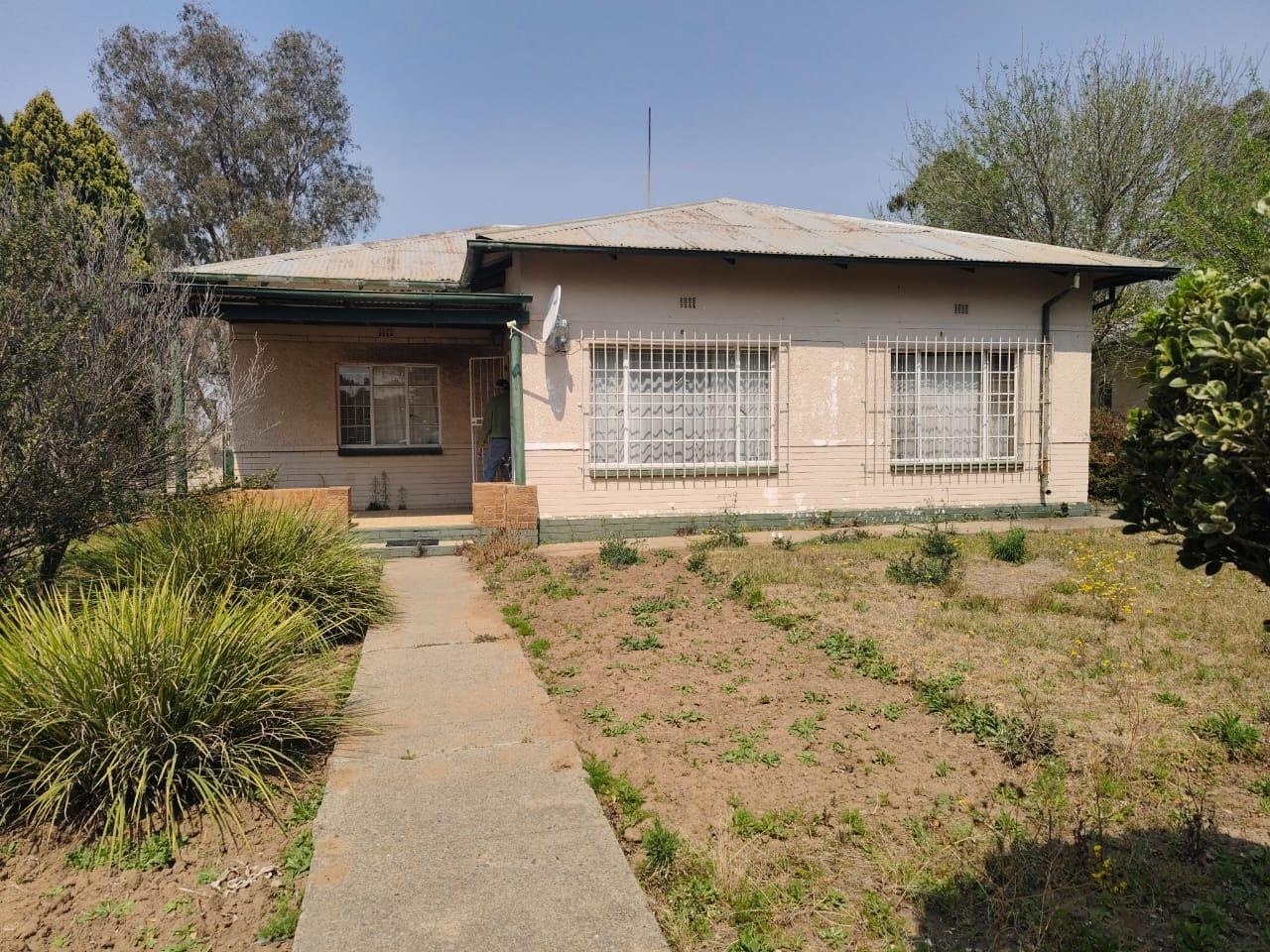 4 Bedroom House for sale in Grootvlei - P24-116399902